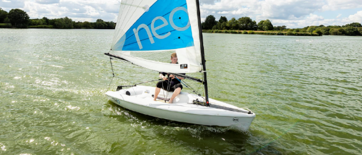 Adult Dinghy Sailing Courses